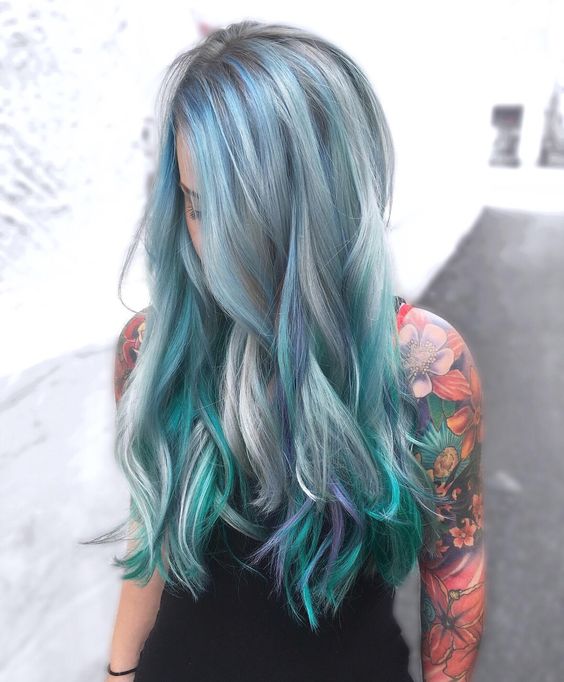 Fantasy Hair Color - Revista Coiffure